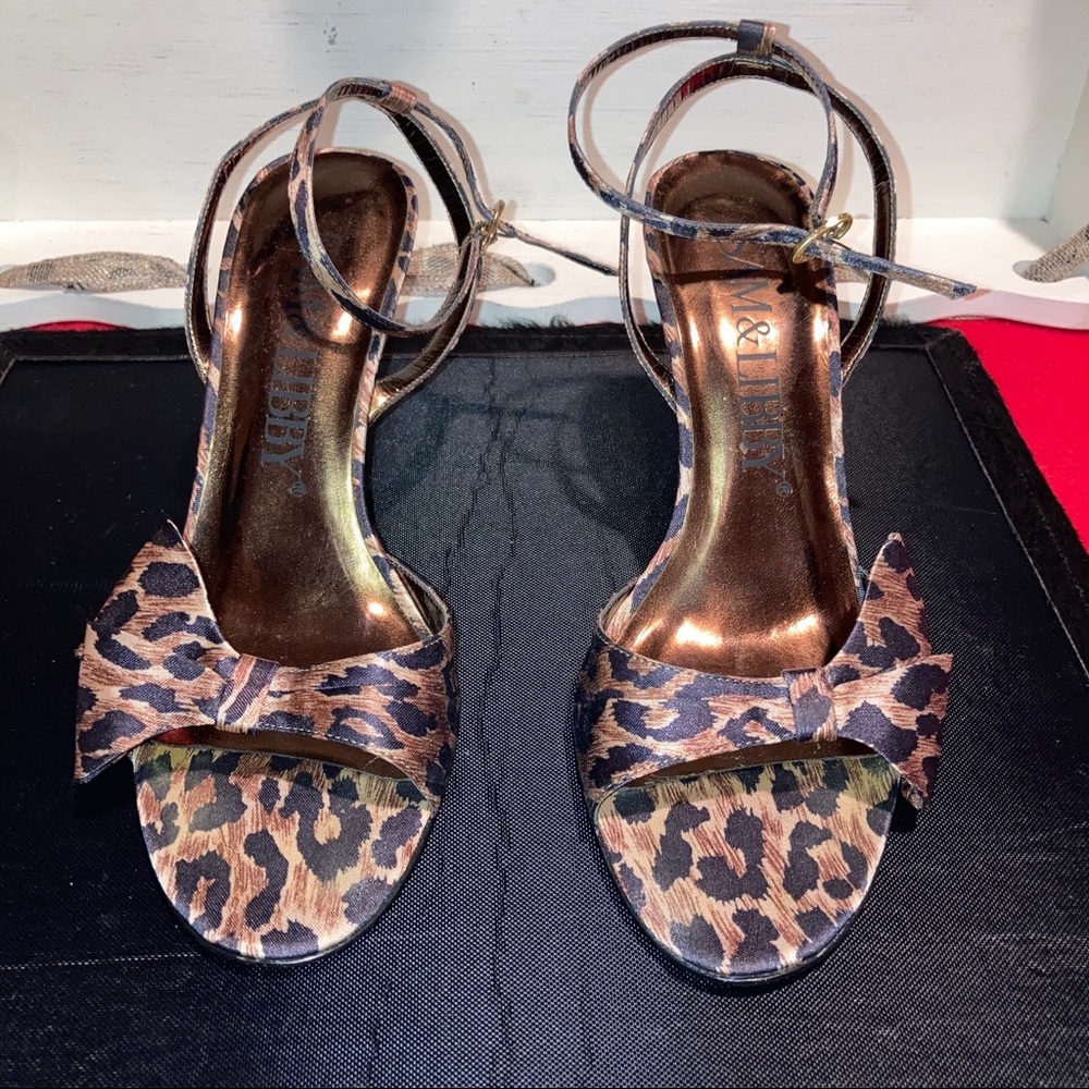 Sam&Libby Strappy Bow Sexy Heels Animal Print 7.5 - Gem